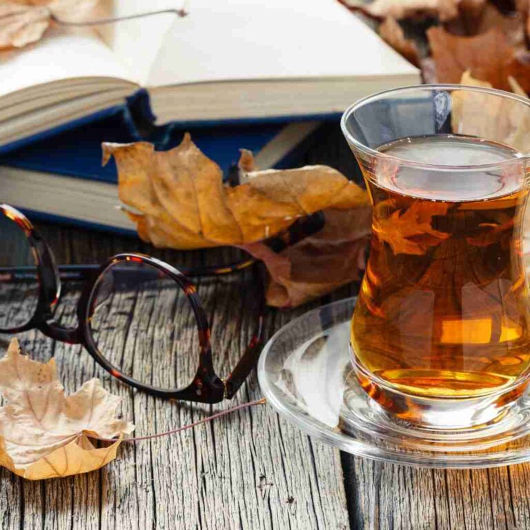 Slowing Down In Autumn: 9 Beautiful Ways To Find Joy In The Season ...
